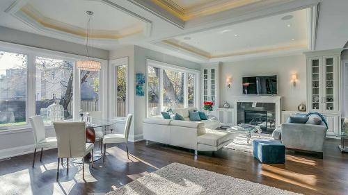 How to create a focal point with home staging in any room